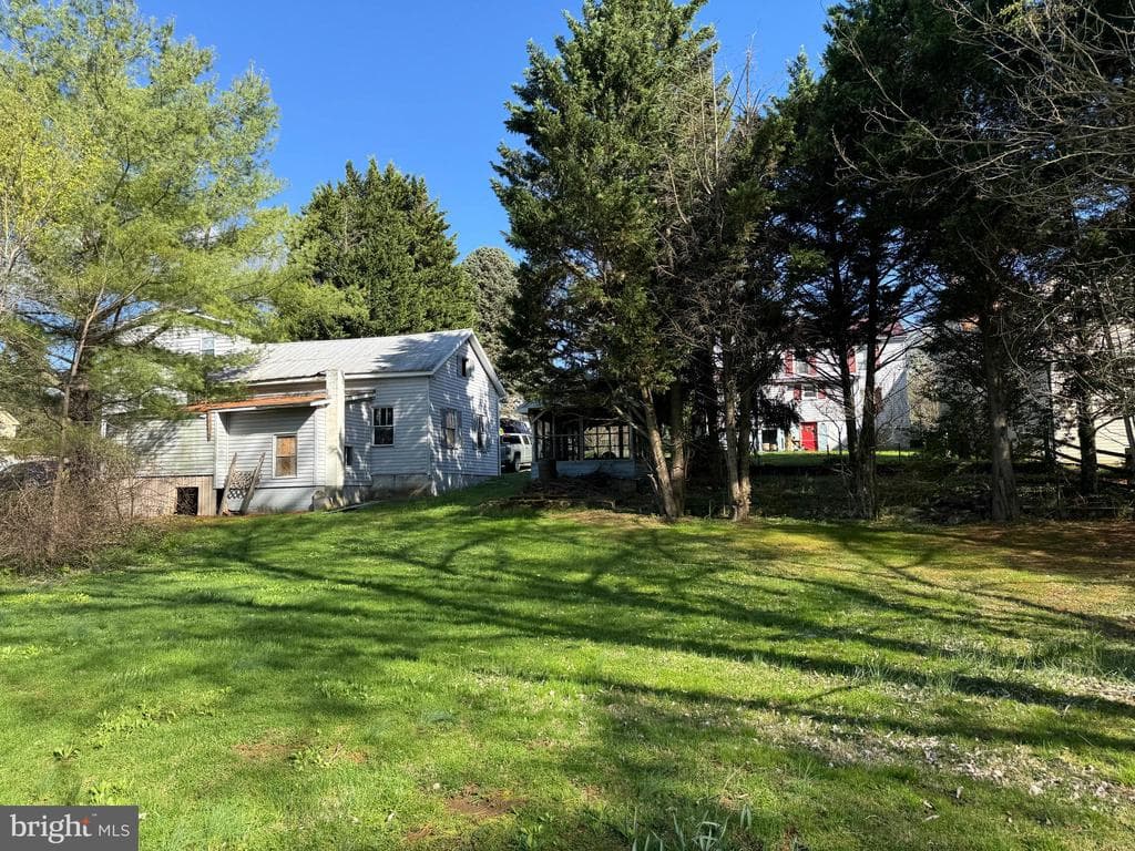 7856 Fairplay Rd, Fairplay, MD 21733