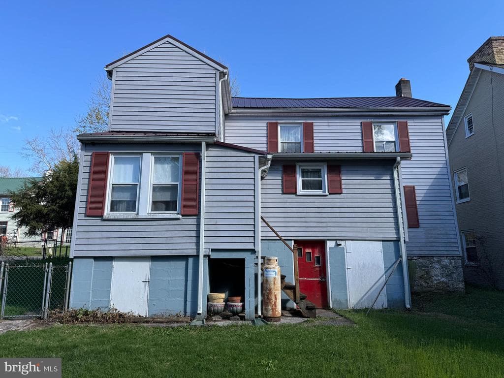 7856 Fairplay Rd, Fairplay, MD 21733