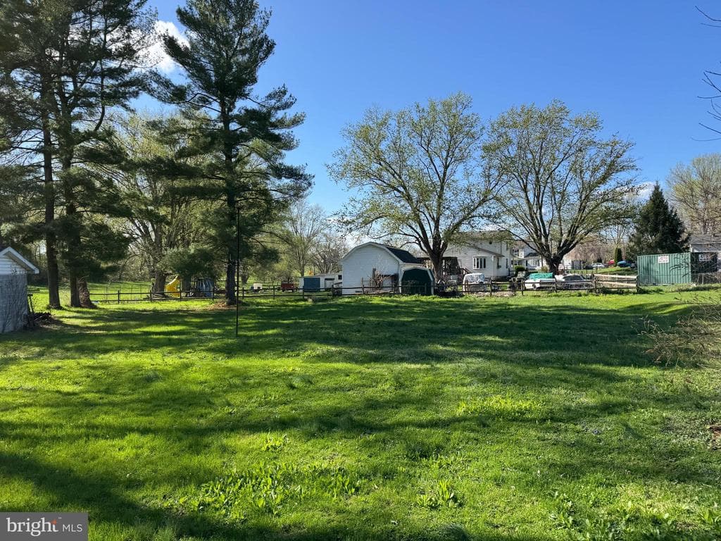 7856 Fairplay Rd, Fairplay, MD 21733